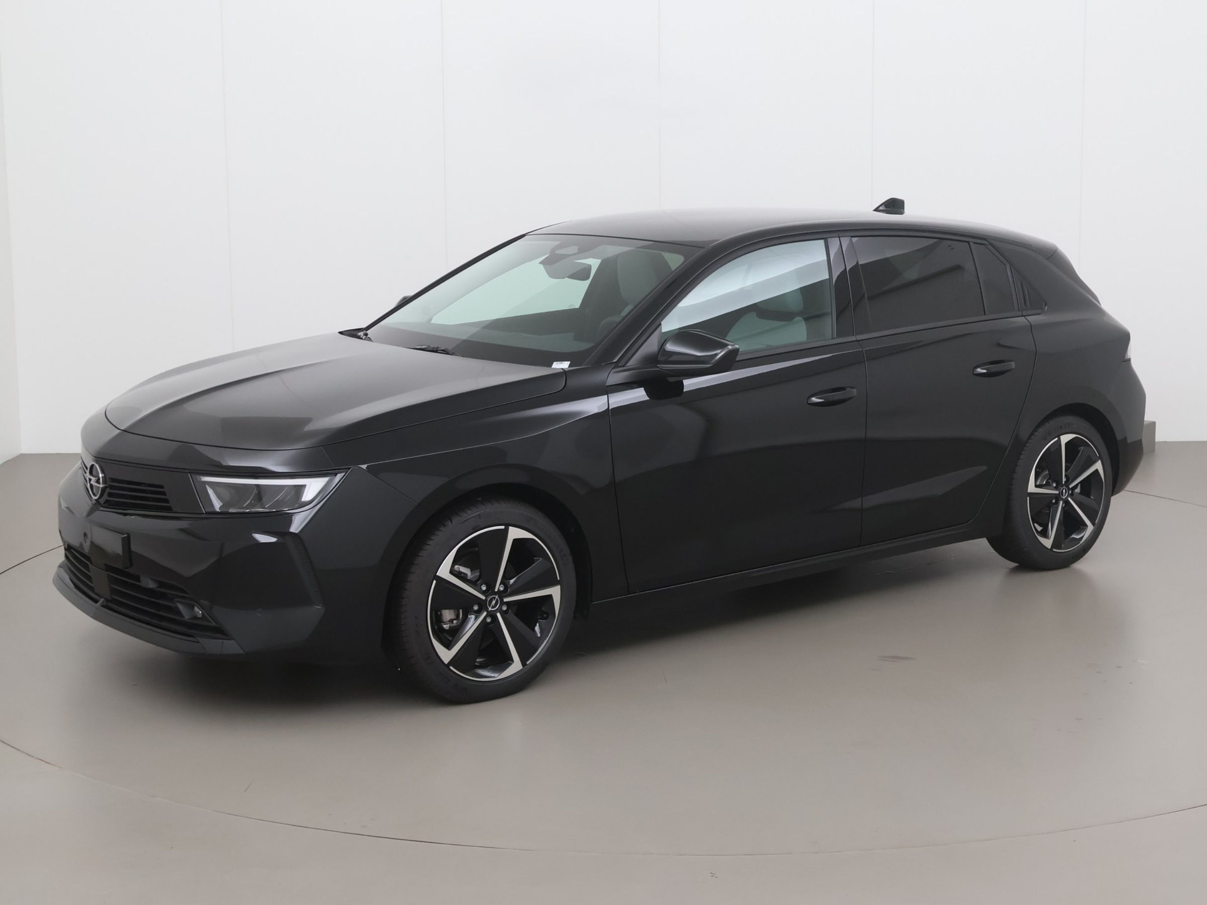 Opel Astra neuve - turbo elegance st/st 130 AT - 5 portes - Essence ...