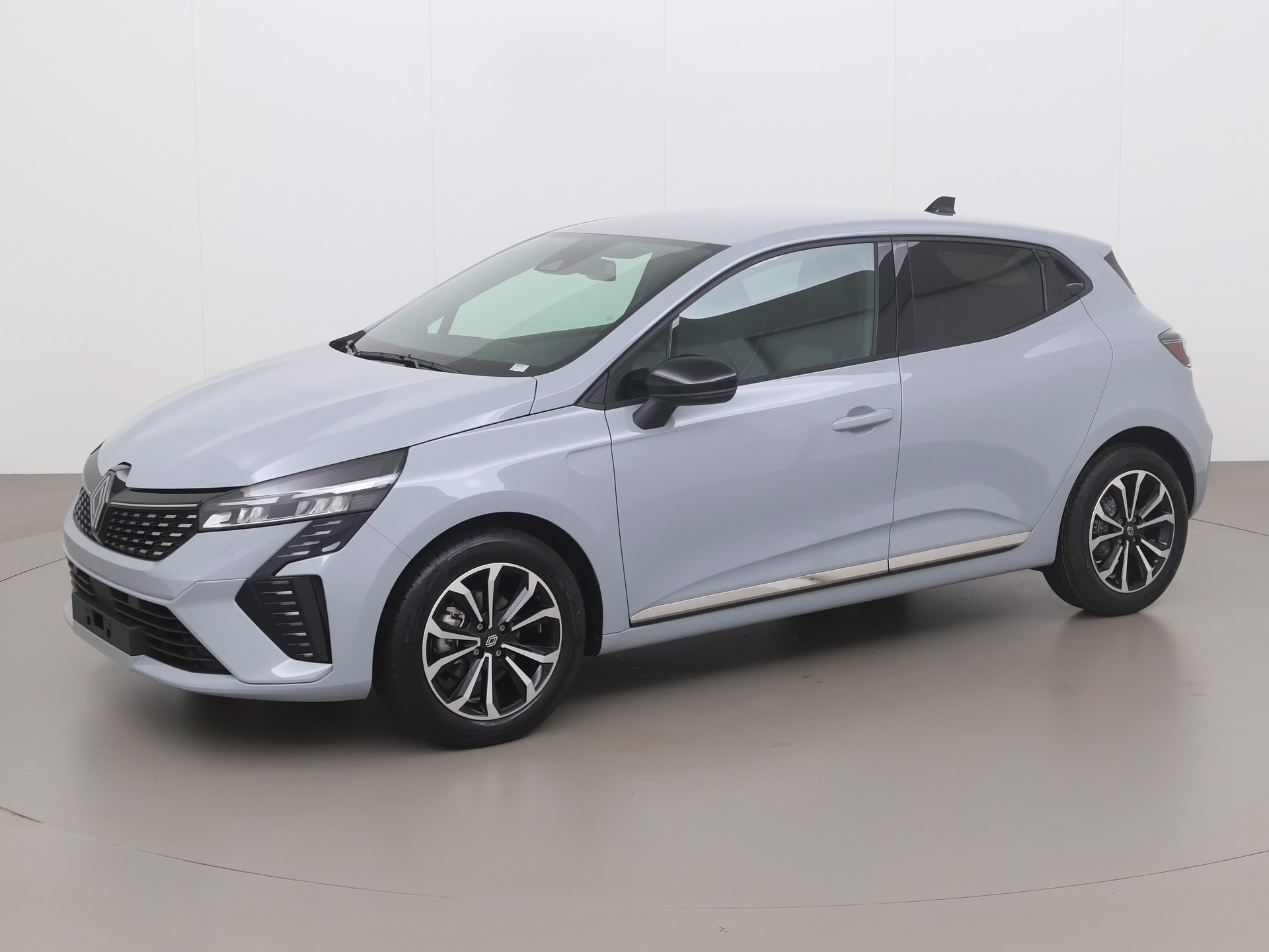 Renault Clio V Phase II neuve - tce techno 90 - 5 portes - Essence ...