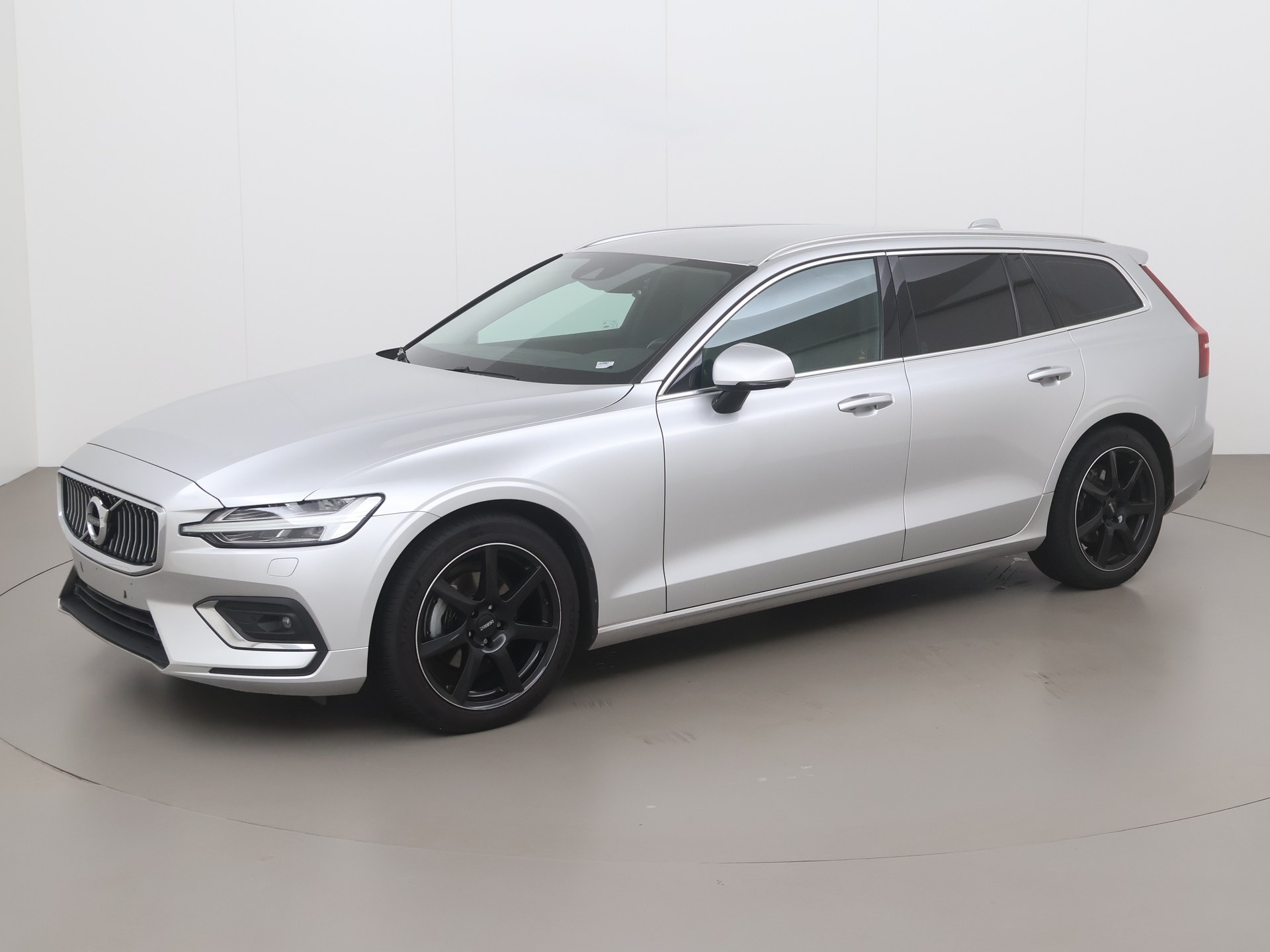 Tweedehands Volvo V60 - D4 inscription geartronic 190 AT - 5-deurs ...