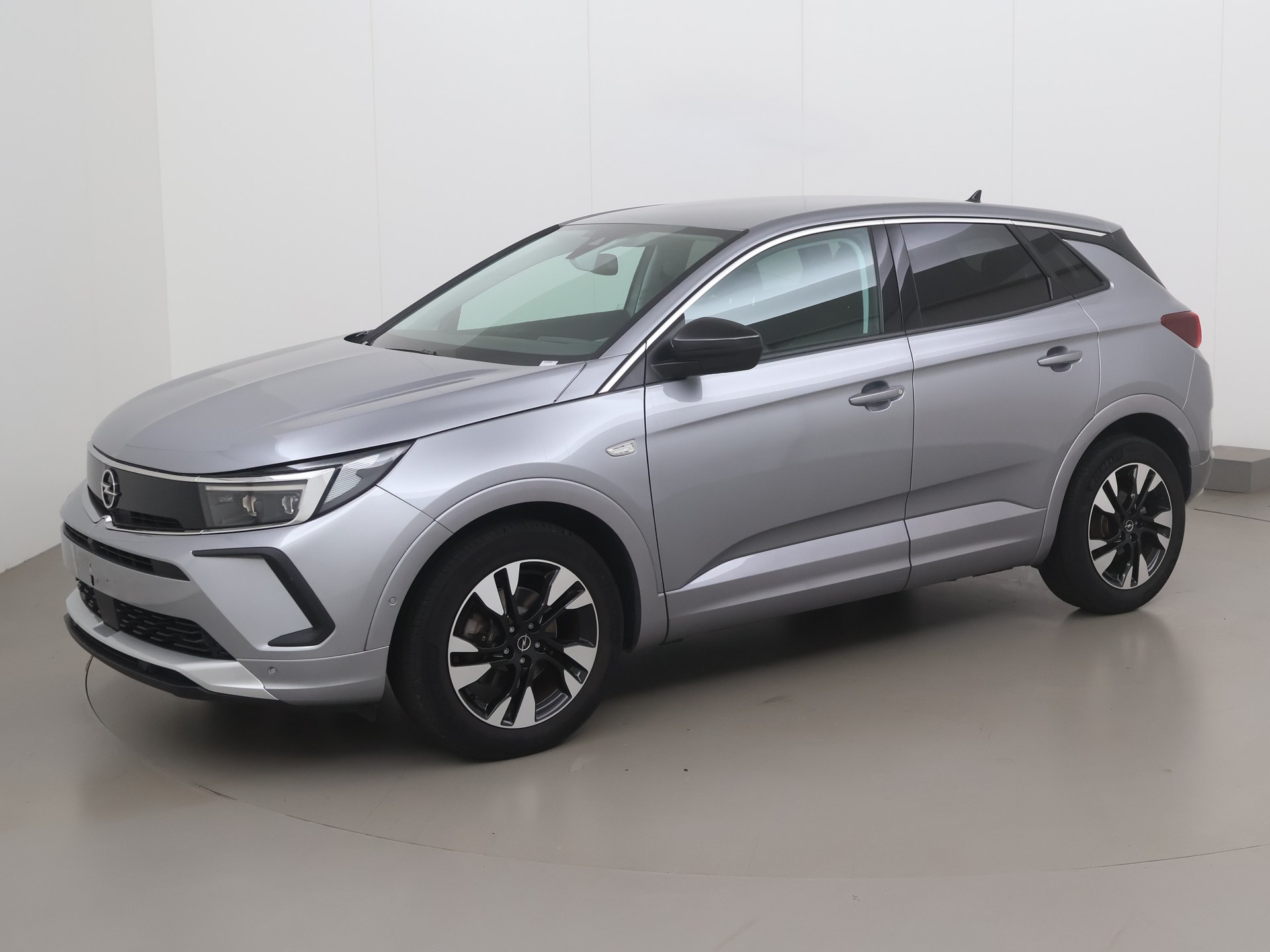 Tweedehands Opel Grandland - turbo ecotec business elegance 130 - 5-deurs - Benzine - 281412 ...