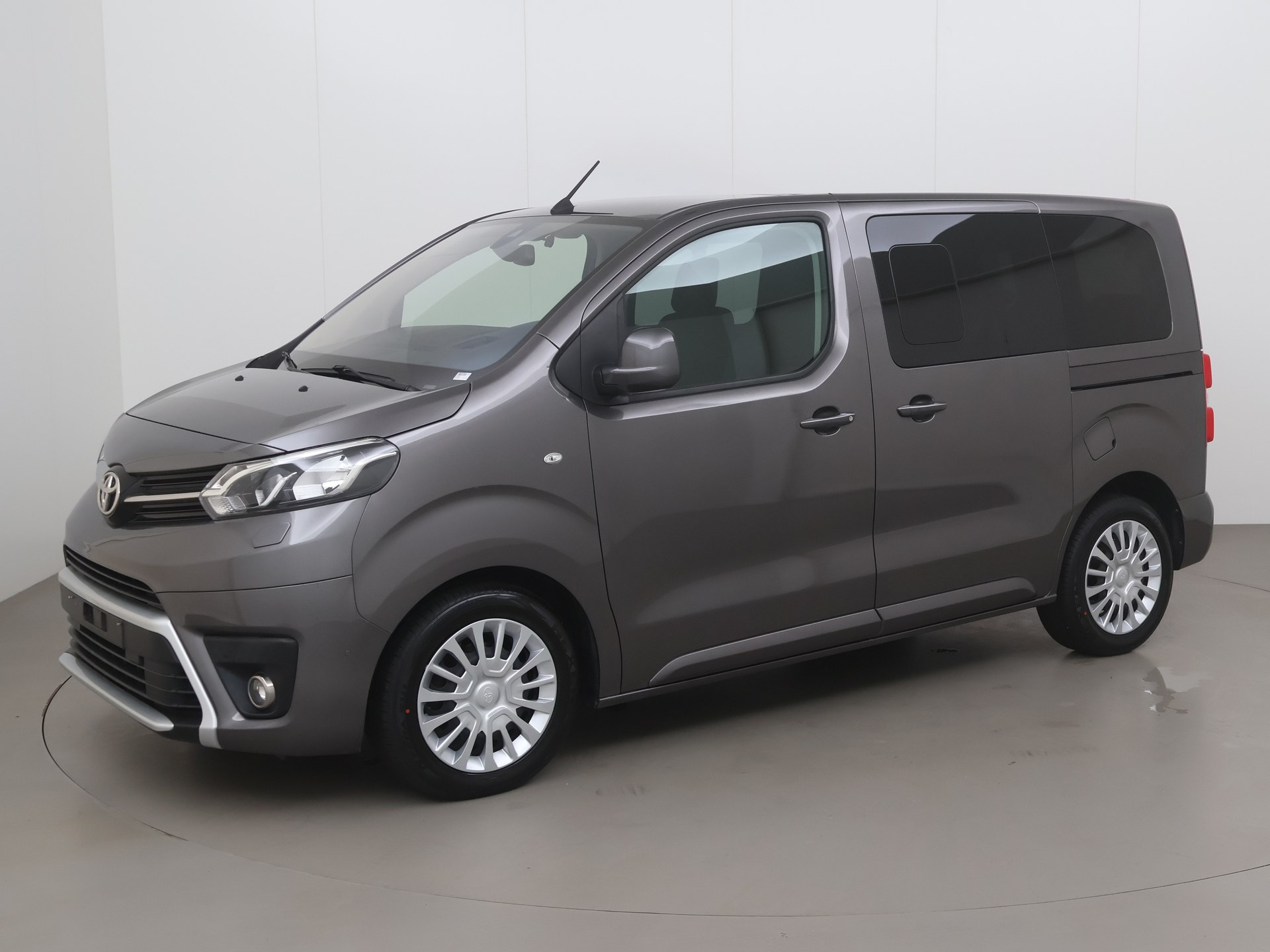 Tweedehands Toyota Proace Verso Swb - proace verso 1.5 d-4d compact mpv ...