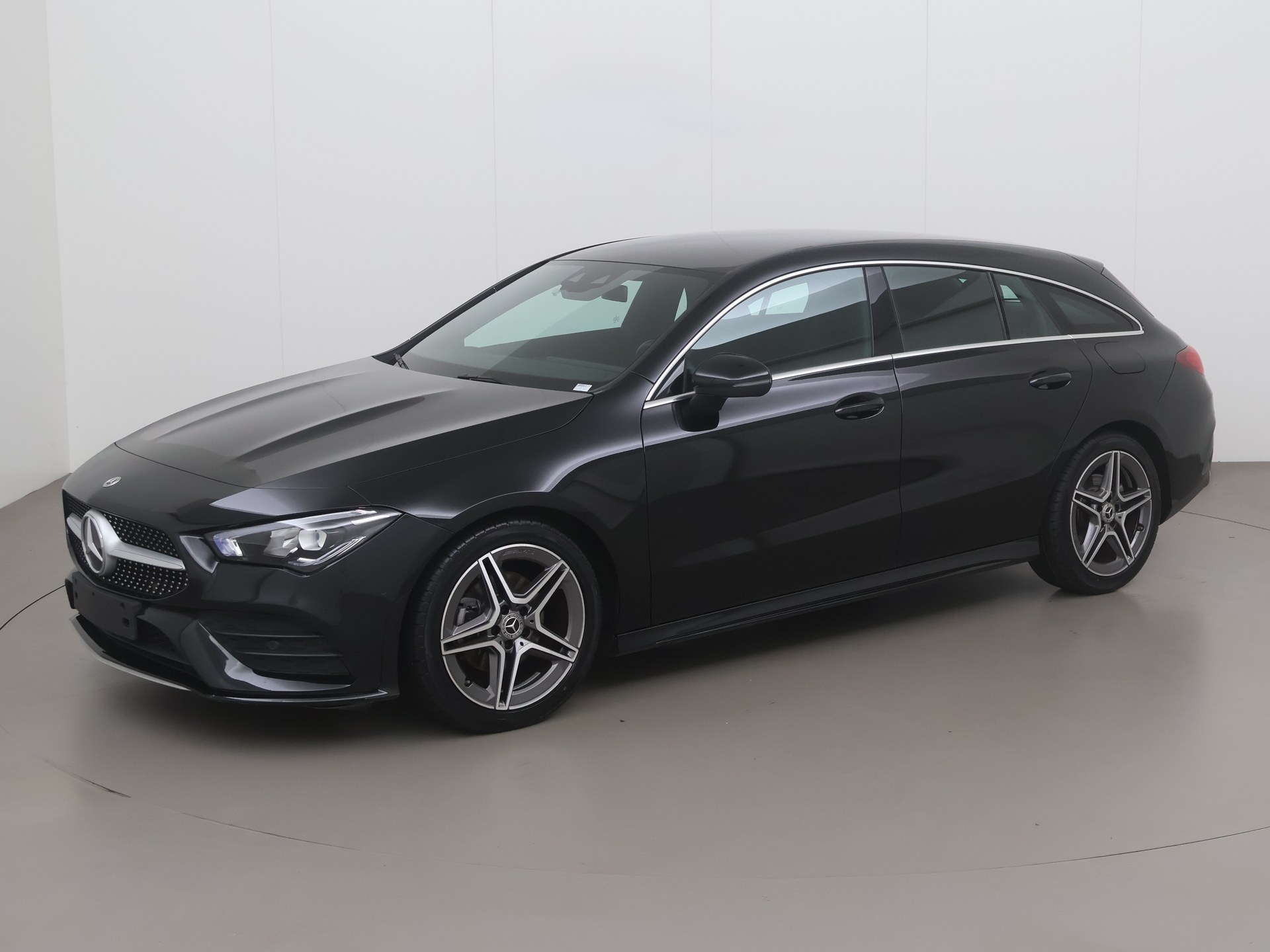 Tweedehands Mercedes-Benz Classe CLA SW (X118) - cla 180 (eu6ap) 136 AT ...