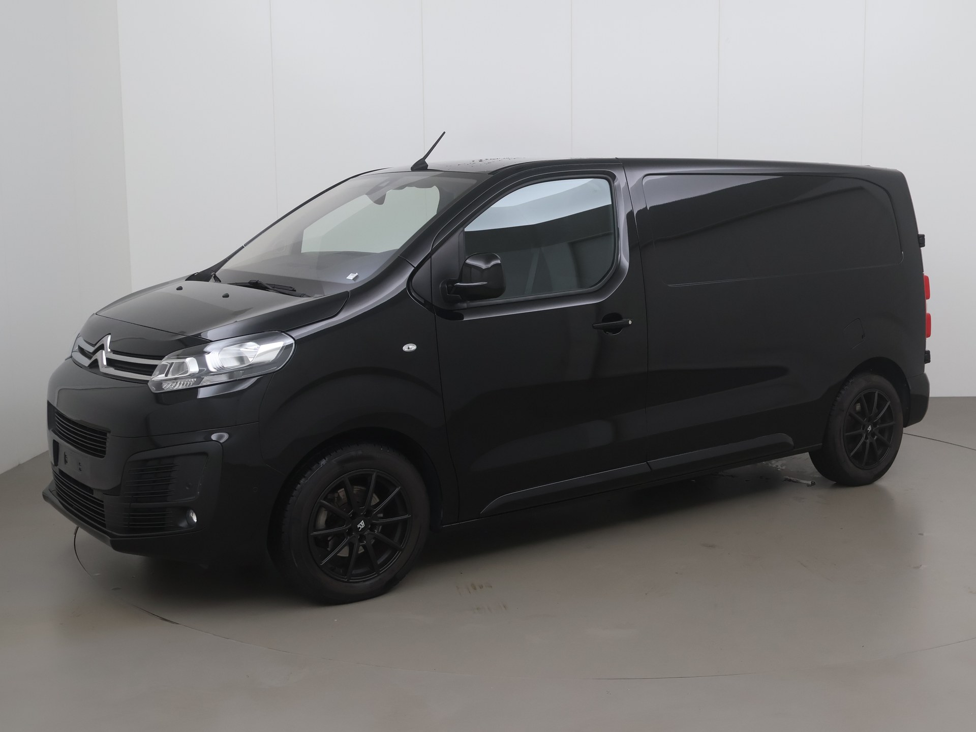 Tweedehands Citroen Jumpy Fourgon Mwb - 2019 - jumpy 2.0 bluehdi m club cu+ s/s eat (eu6.3) 144 ...