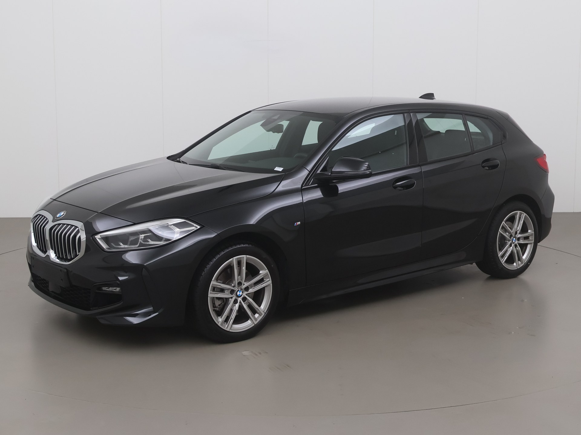 Tweedehands BMW 1 HATCH - 118ia 136 AT - 5-deurs - Benzine - 293235 ...