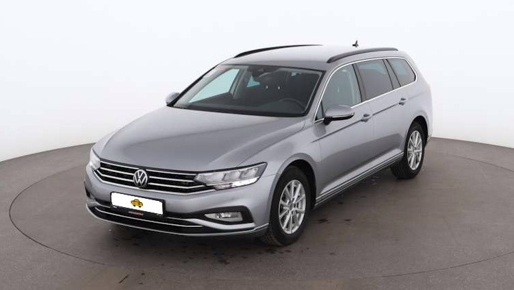 Volkswagen Passat SW d’occasion reconditionnée - business 150 AT - 5 ...