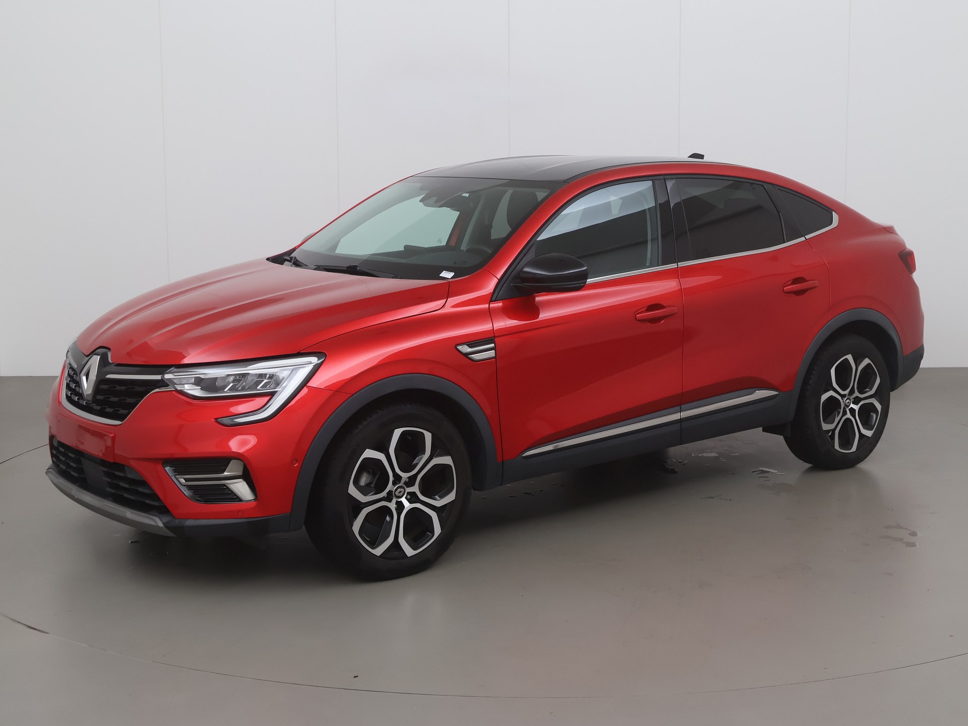 Tweedehands Renault Arkana - e-tech intens 94 AT - 5-deurs - Full ...