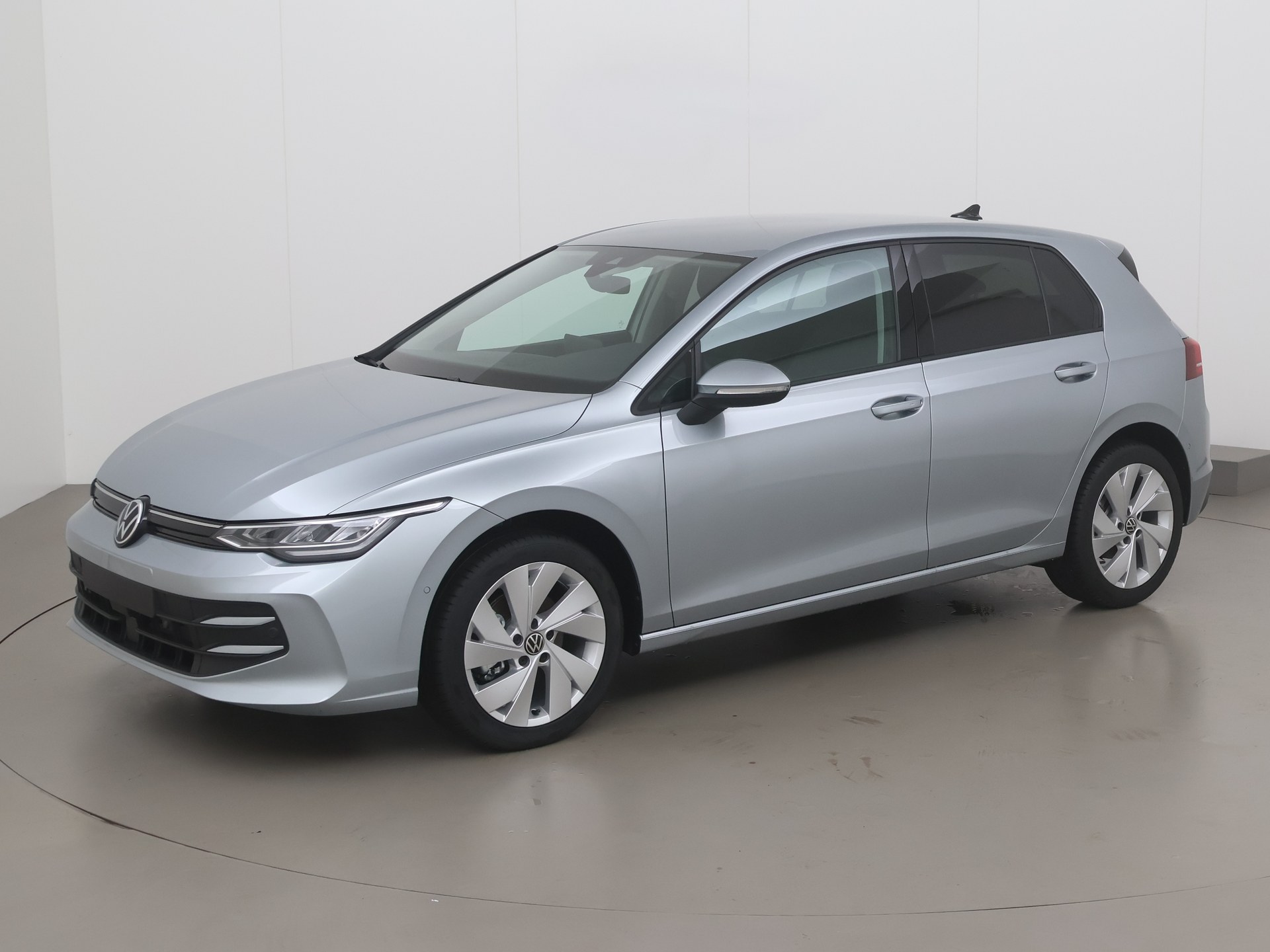 Volkswagen Golf VIII neuve - tsi united 116 - 5 portes - Essence ...
