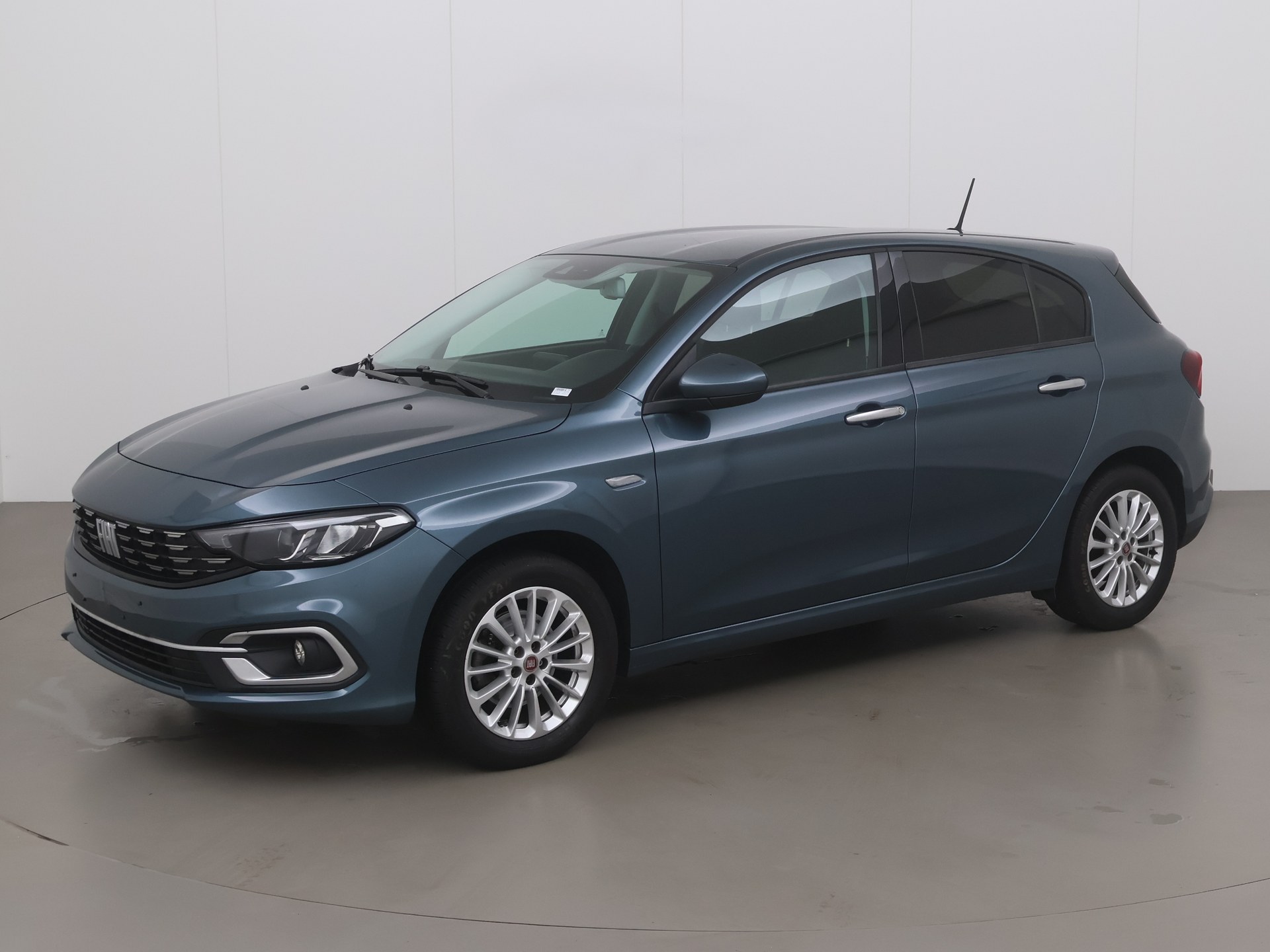 Tweedehands Fiat Tipo Hatchback - 1.0 t firefly life 101 - 5-deurs ...