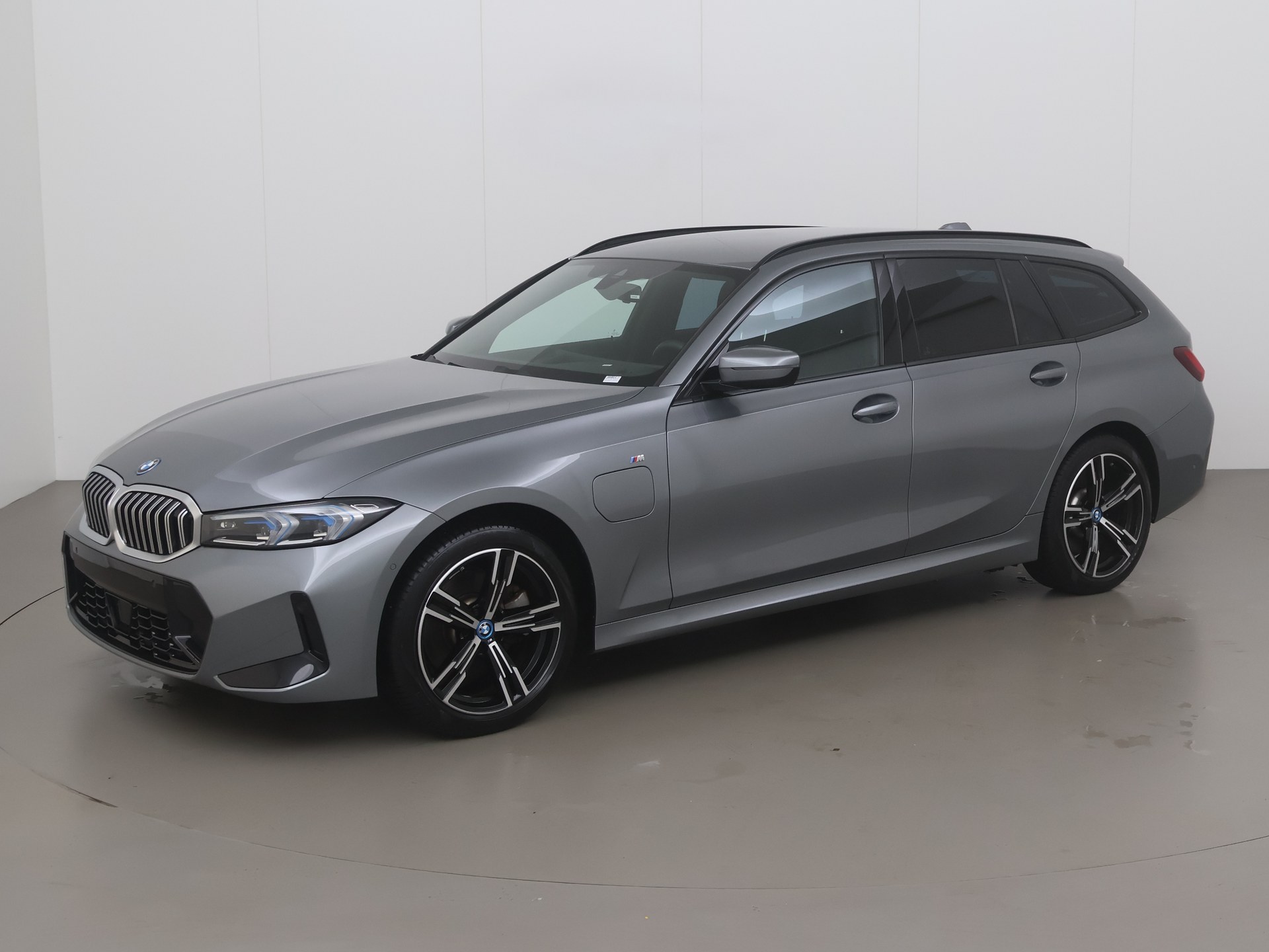 Tweedehands BMW 3 Touring - 330ea 184 AT - 5-deurs - Plug-in hybride ...