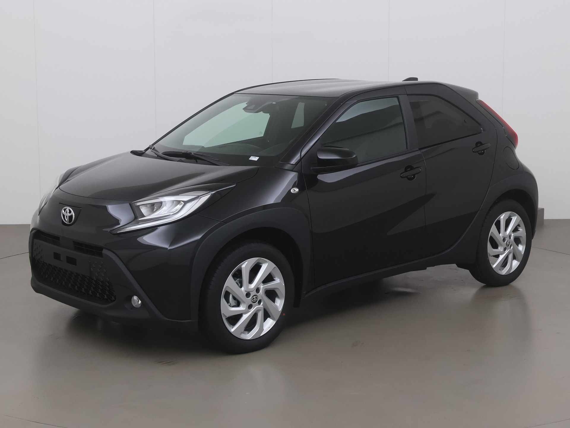 Nieuwe Toyota Aygo X - 1.0i vvt-i x pulse 72 AT - 5-deurs - Benzine ...