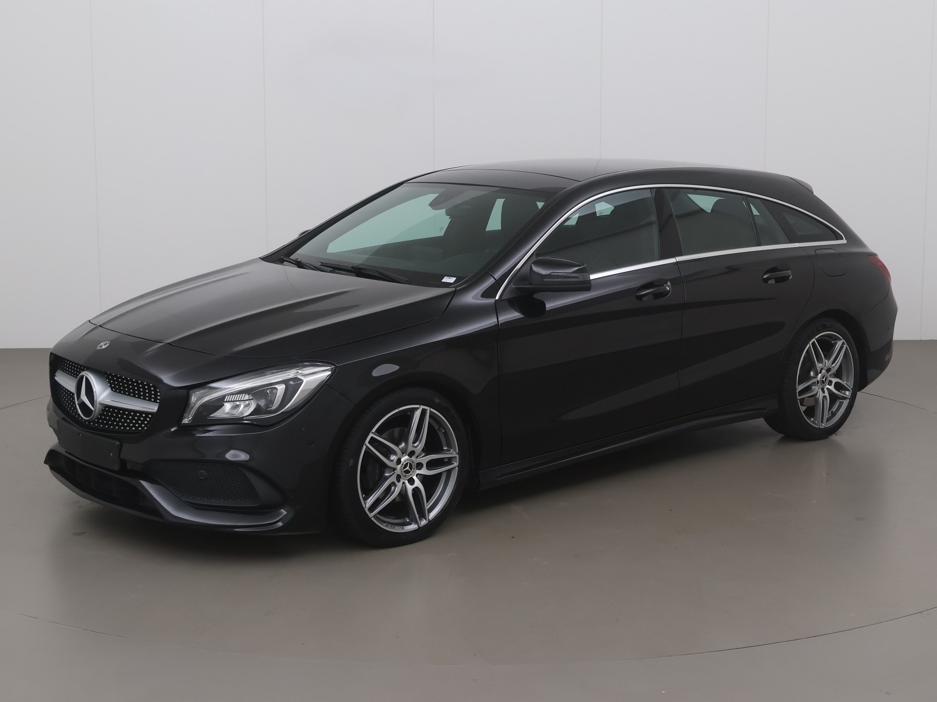 Tweedehands Mercedes-Benz Classe Cla Sw (x117) - cla 180 business ...