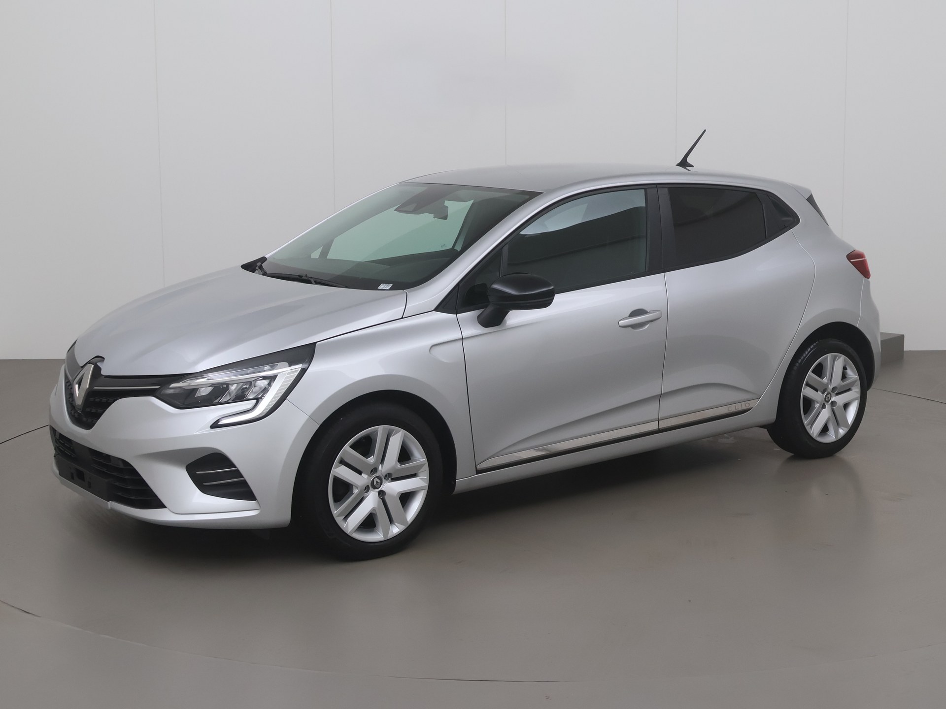 Tweedehands Renault Clio V - 1.0 tce zen 91 - 5-deurs - Benzine ...