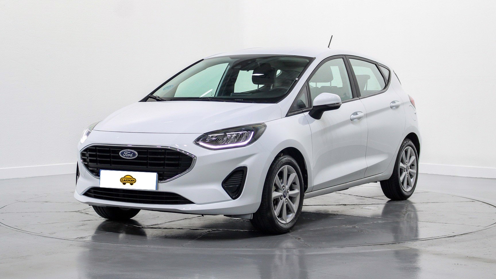 Tweedehands Ford Fiesta - trend 75 - 5-deurs - Benzine - 310617 - Cardoen