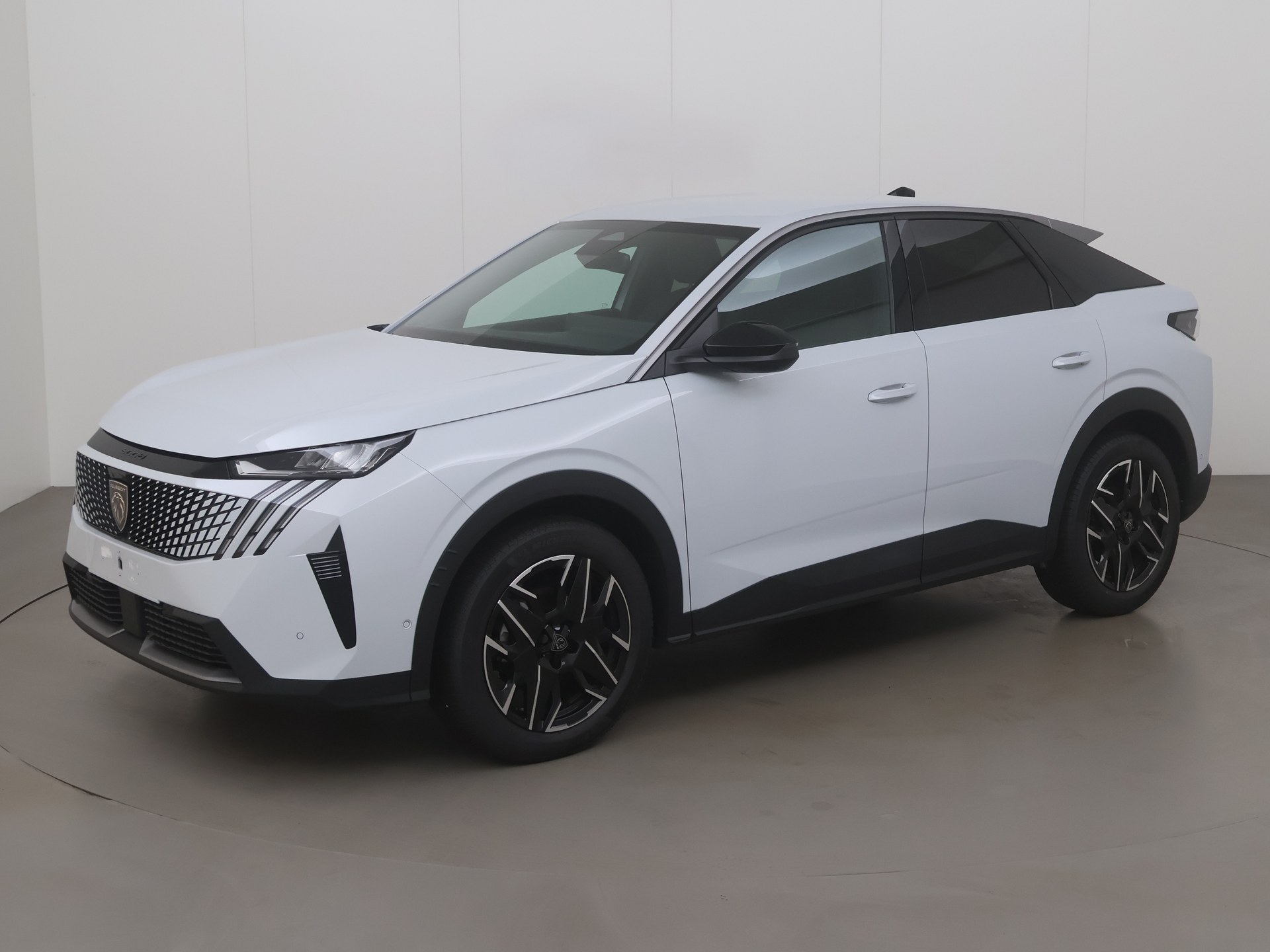 Tweedehands Peugeot 3008 - 1.2 turbo allure 136 AT - 5-deurs - Mild ...