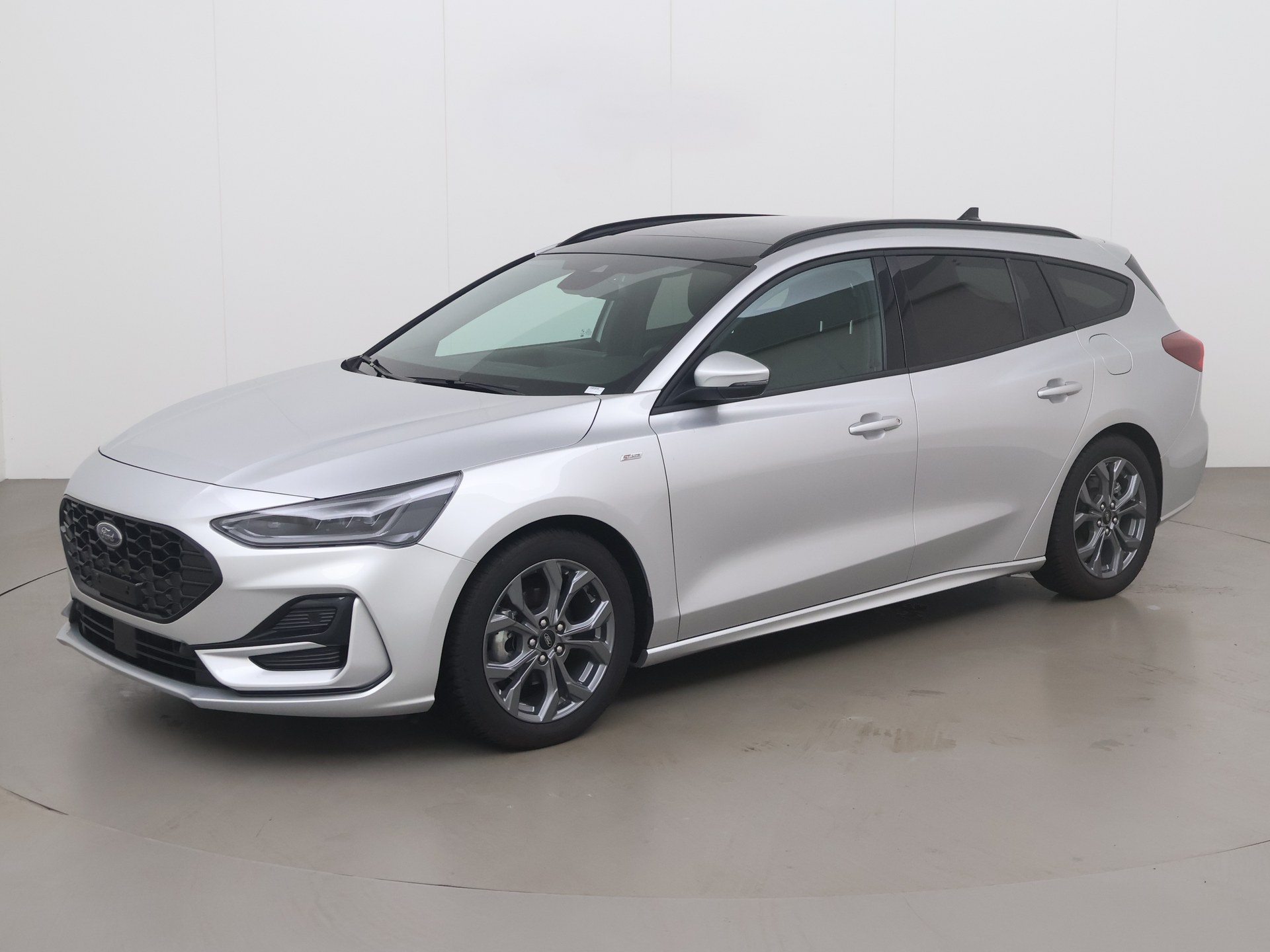 Tweedehands Ford Focus - clipper 1.0 ecoboost st-line design 155 AT - 5 ...