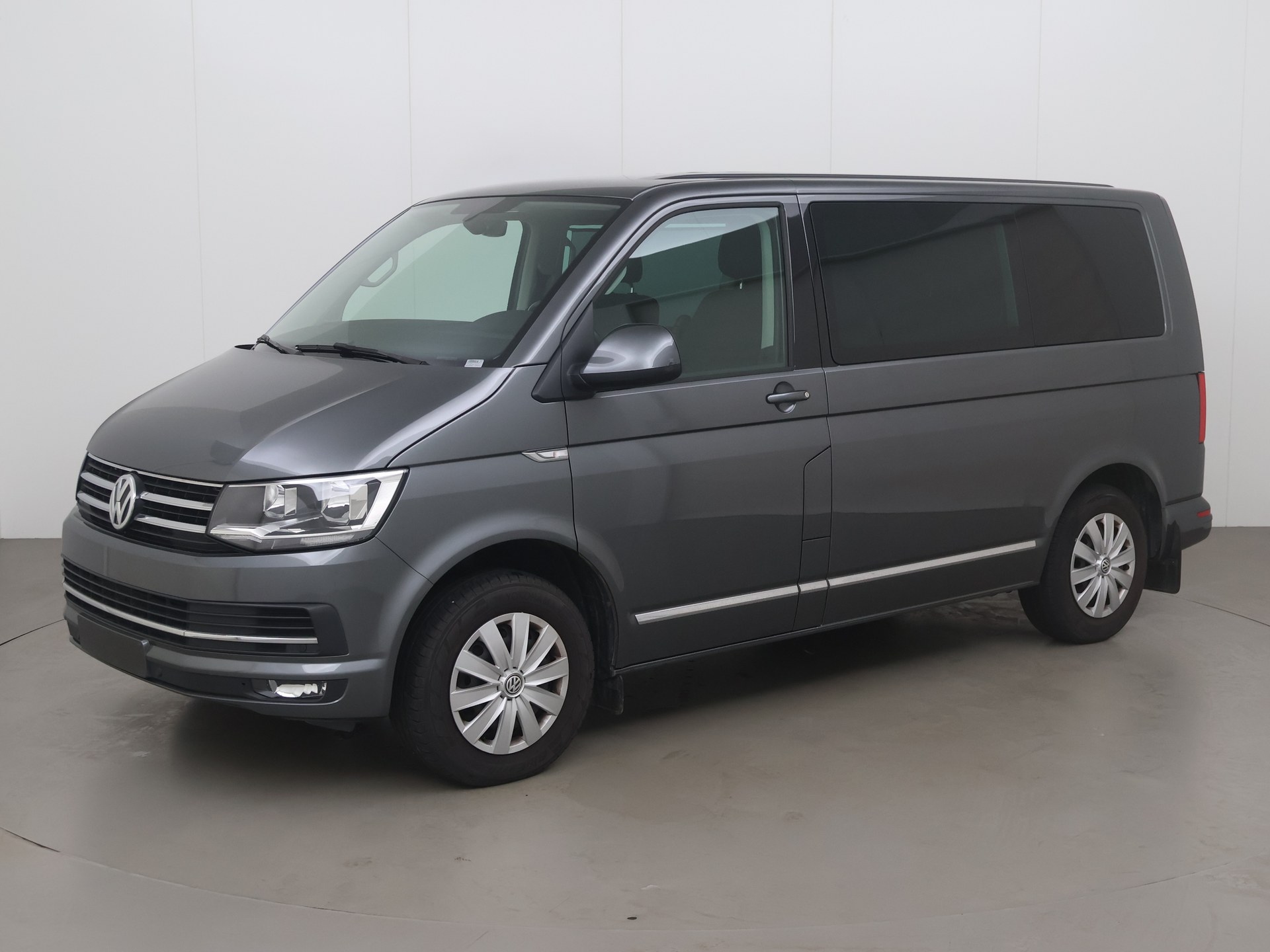 Tweedehands Volkswagen Transporter T6 1200 Caravelle Swb - transporter ...
