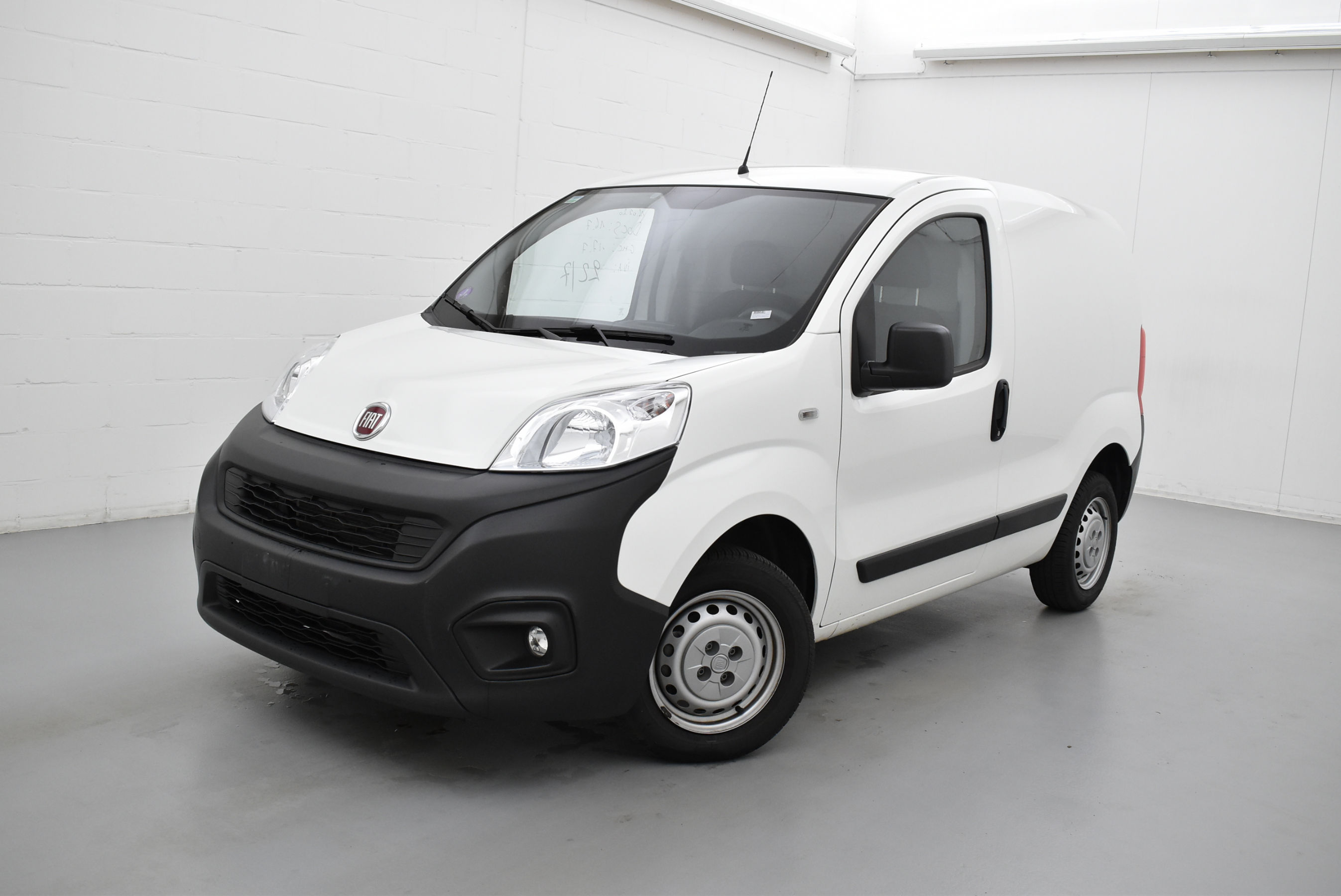 6 utilitaires Fiat Fiorino en vente en Belgique